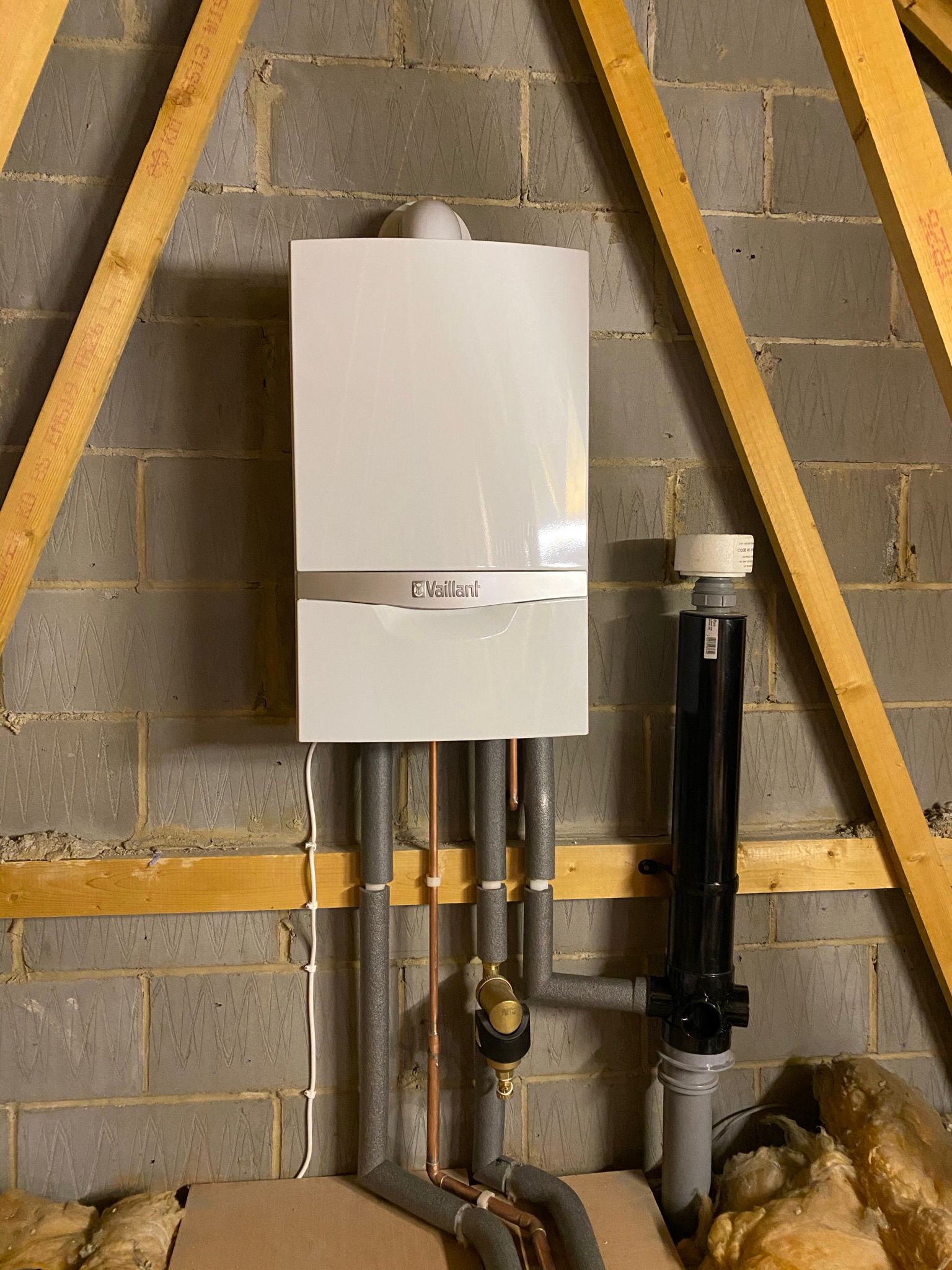 Boilermate replacement - Unvented cylinder and new loft boiler.